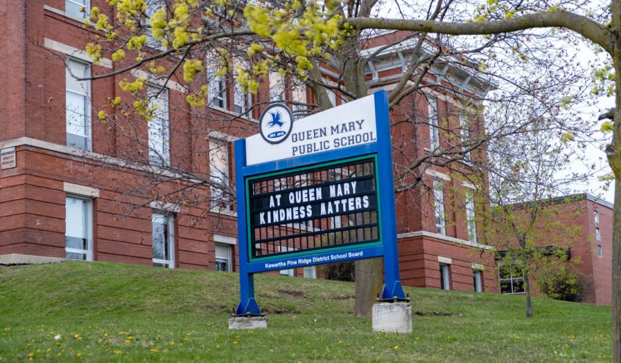 Schools are closed. So what’s replacing student nutrition programs ...